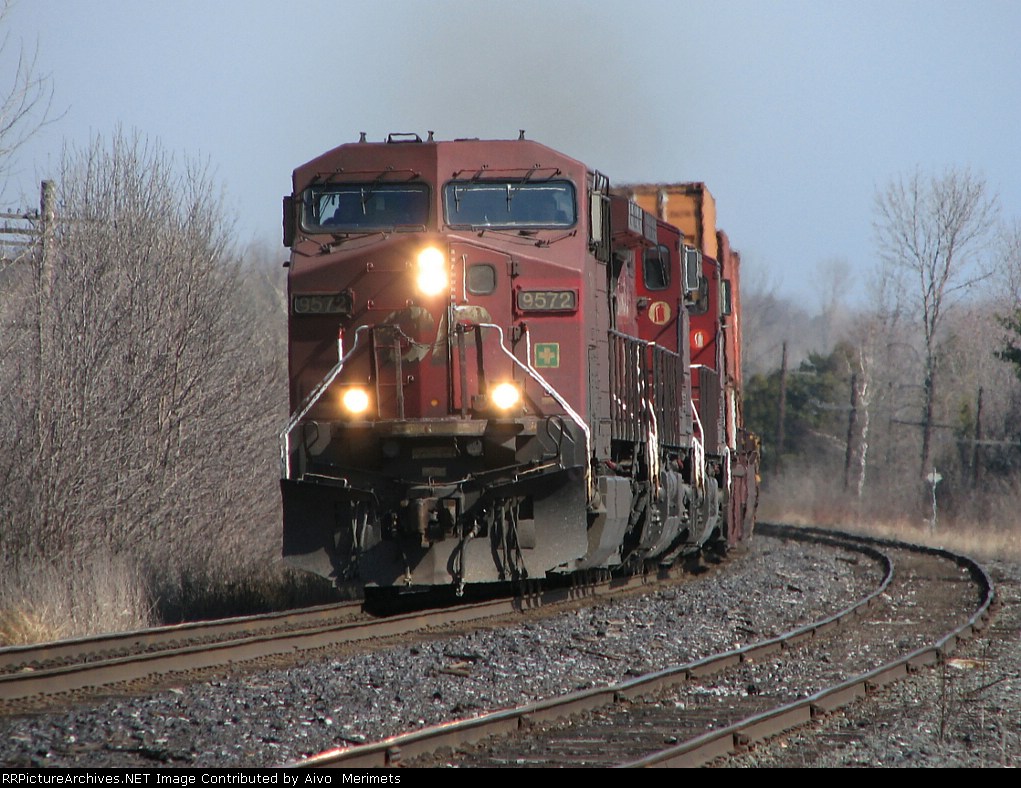 CP 9572 at-Spicer Siding
